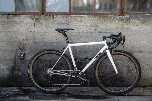 AC Pre-Owned: Mosaic RT-2 - White, Size 52cm – Above Category